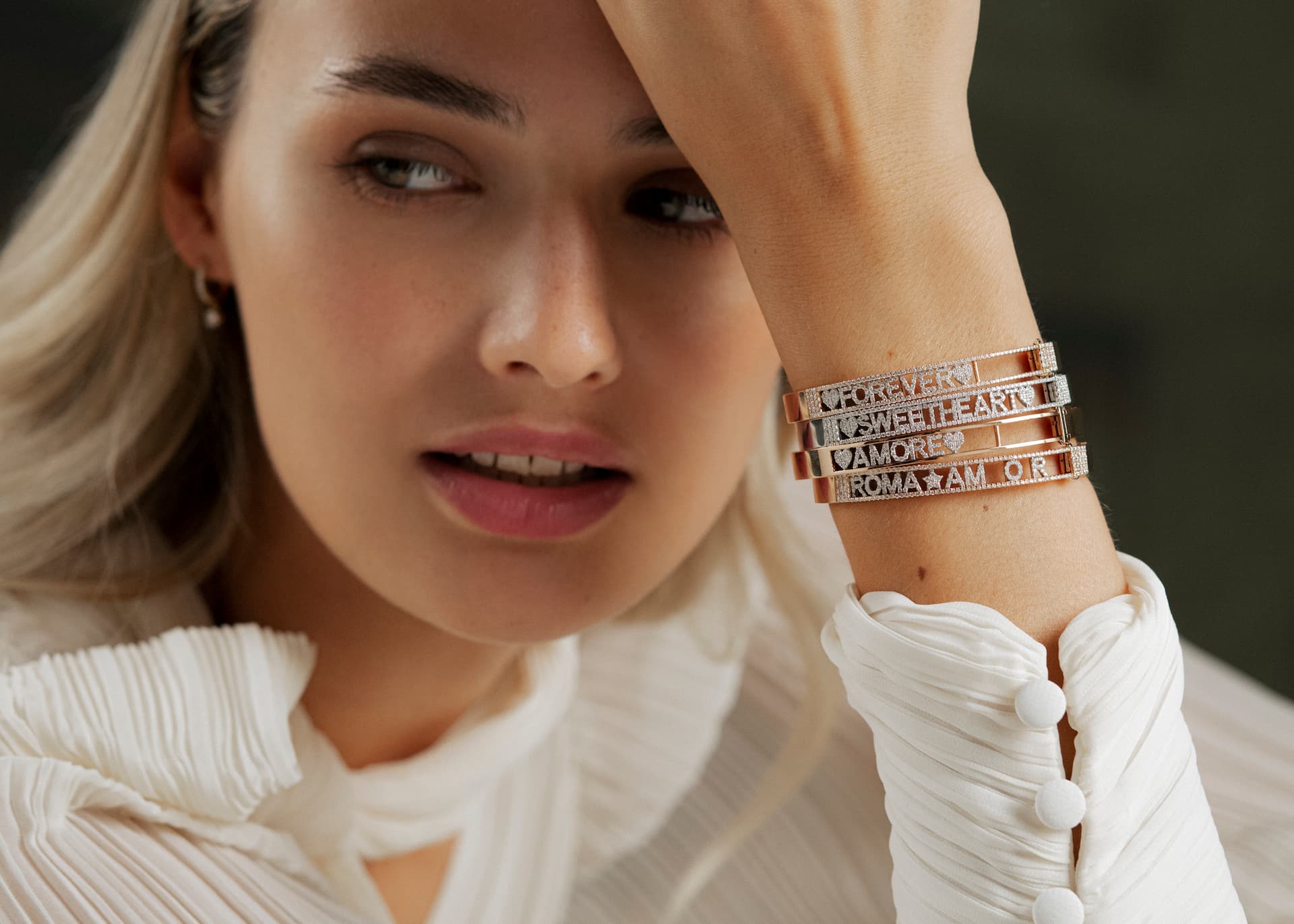 Iconic Motion® – Jewel Connoisseur